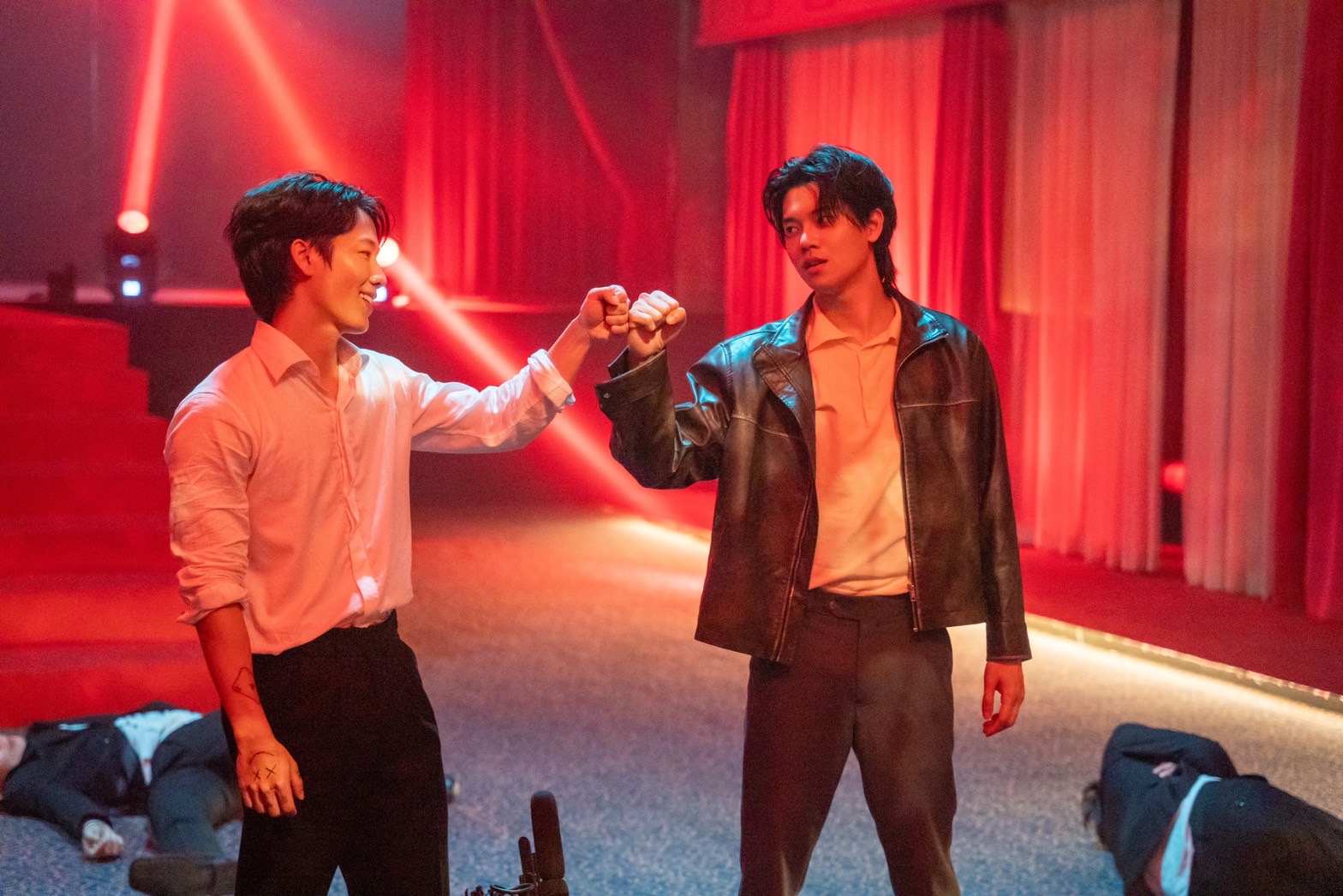 ตำนานบทใหม่! “หยิ่น - วอร์“ ขึ้นบัลลังก์คู่จิ้นสายบู๊ ผ่านซีรีส์วาย ...